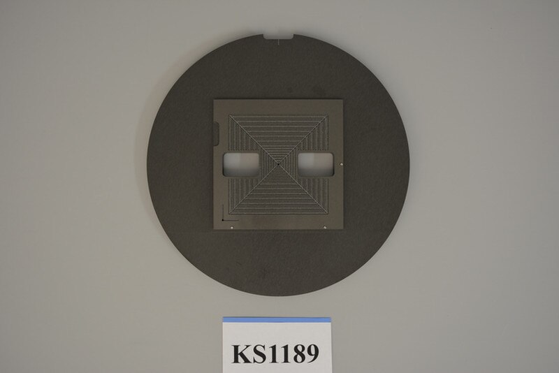 Suss | MA6/MA8 4in Square BSA Chuck