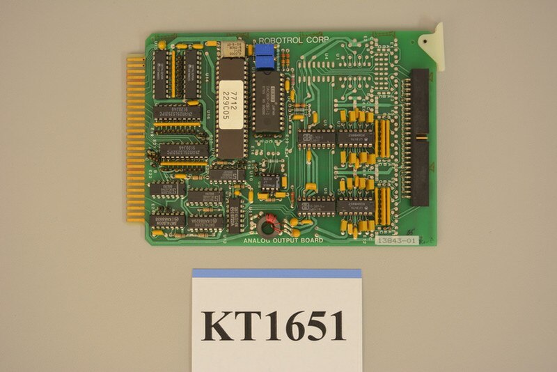 KLA-Tencor | 13843-01, Robotrol Analog Output Board