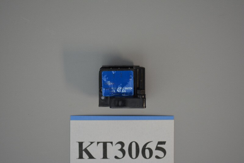 KLA-Tencor ZS91-0004 Regulator for RS35/RS55/RS75 Systems