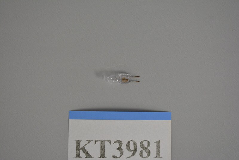 KLA-Tencor | 050-800098-00, LAMP Halogen, 20W | Tested | ClassOne