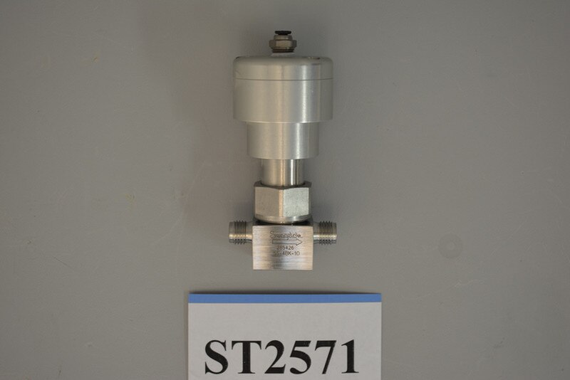 Semitool SS-4BK-10 Bellows Valve w/ PCTFE Tip | Tested